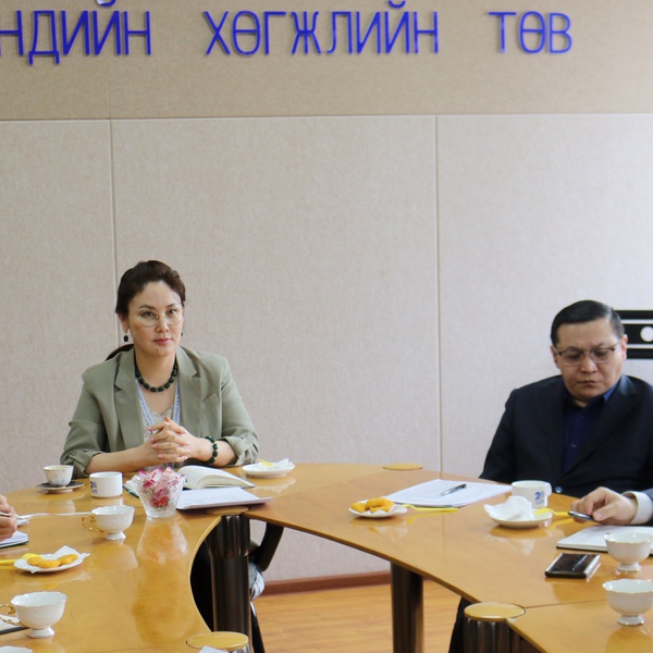 Төвийн алба албан хаагчдын гүйцэтгэлийн үр дүнг танилцууллаа Эрүүл